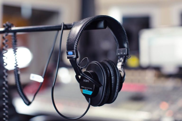 The 20 Best Studio Headphones in 2024 – Bass Head Speakers
