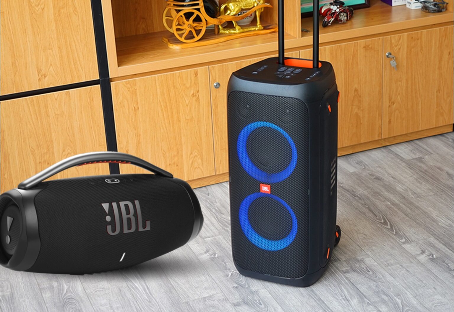 JBL Boombox 3 vs Partybox 310: A Comparative Review
